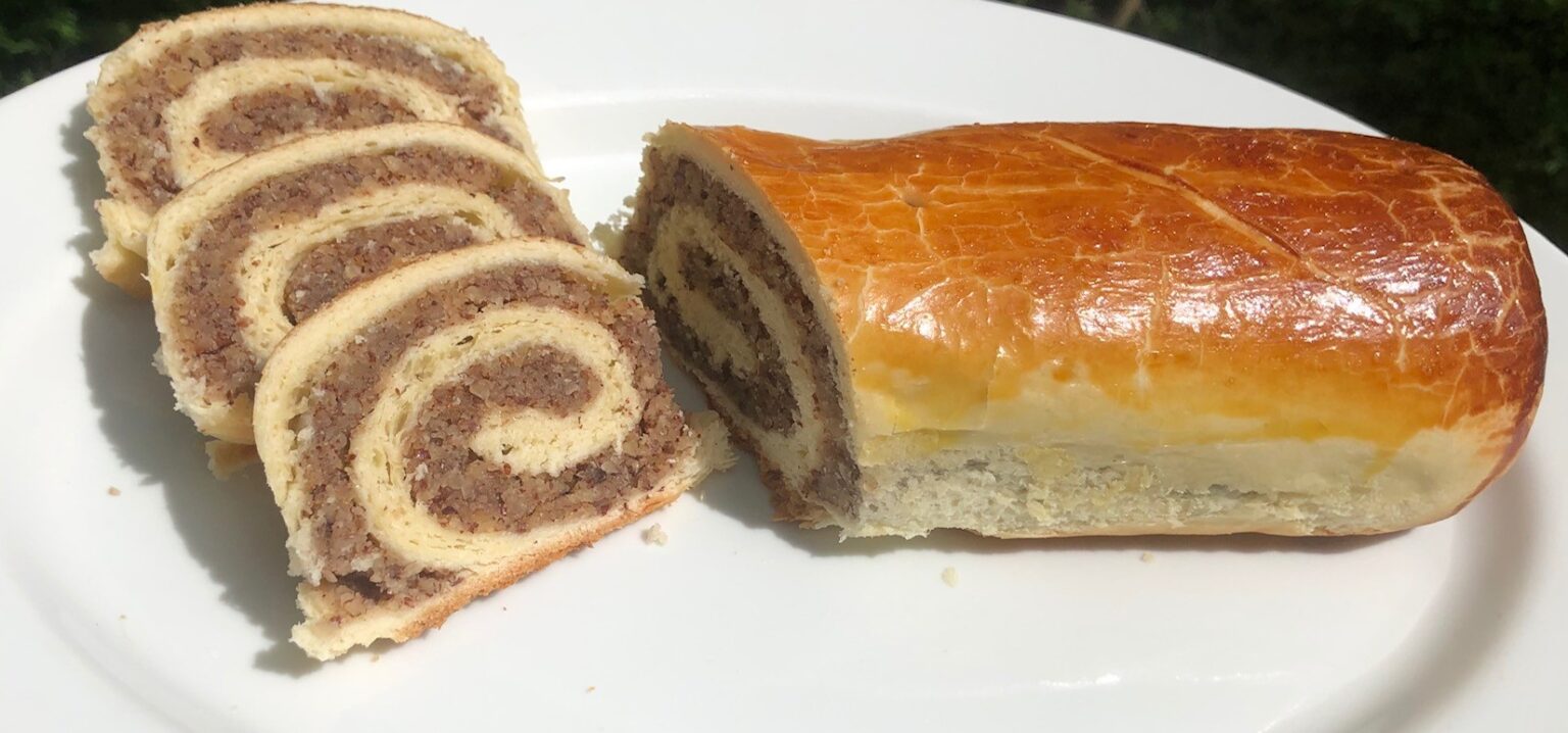 Diós Bejgli Hungarian Walnut Roll Artisan Pastry - Old Europe Foods